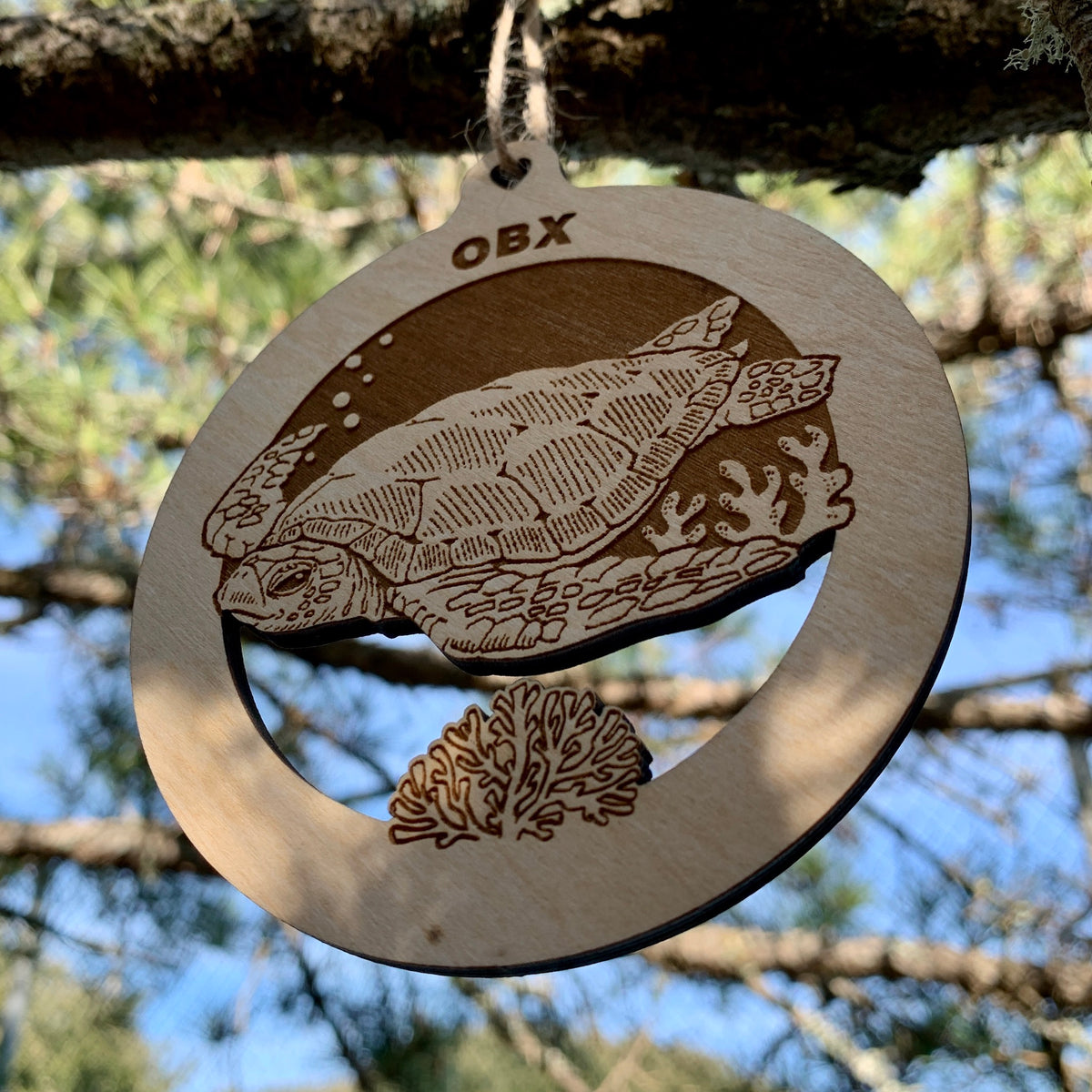 OBX SEA TURTLE WOODEN ORNAMENT | Outer Banks Gifts – OUTER BANKS GIFTS